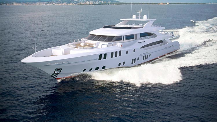 Majesty 155: Gulf Craft's Top Of The Line - AzureAzure.com