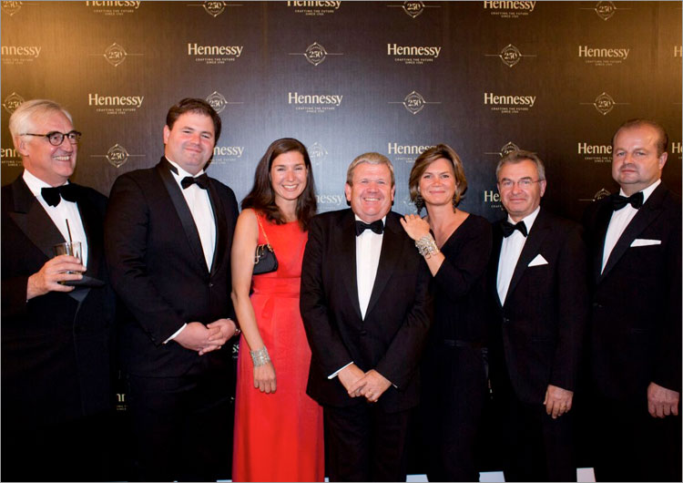 El Tour Hennessy 250 Celebra Sus Lazos Artísticos Y Culturales Con ...