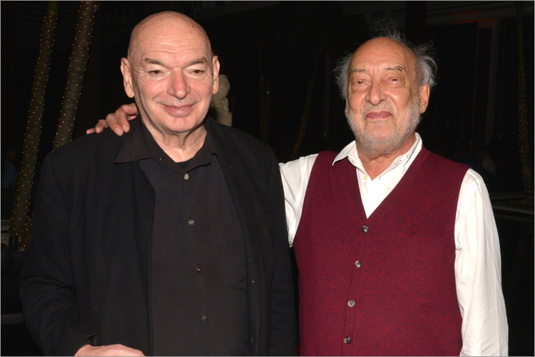 The Setai Exposición De Gaetano Pesce - AzureAzure.com