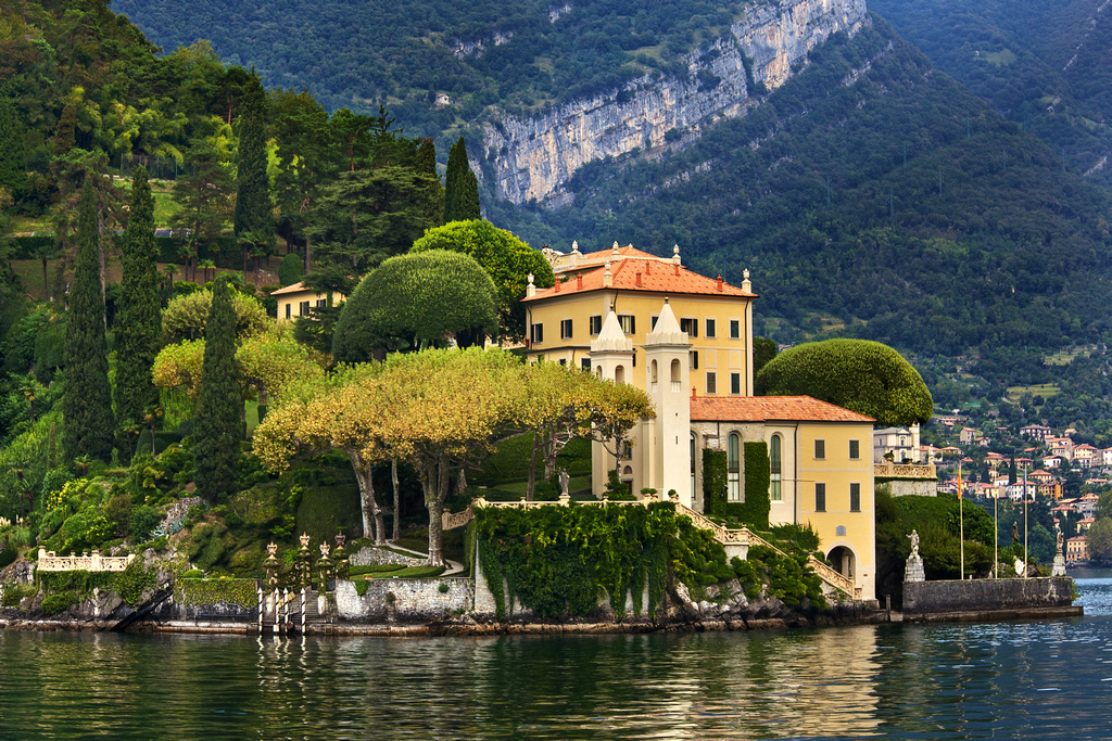 Lake Como, Italy: A Luxurious Retreat in Lombardy