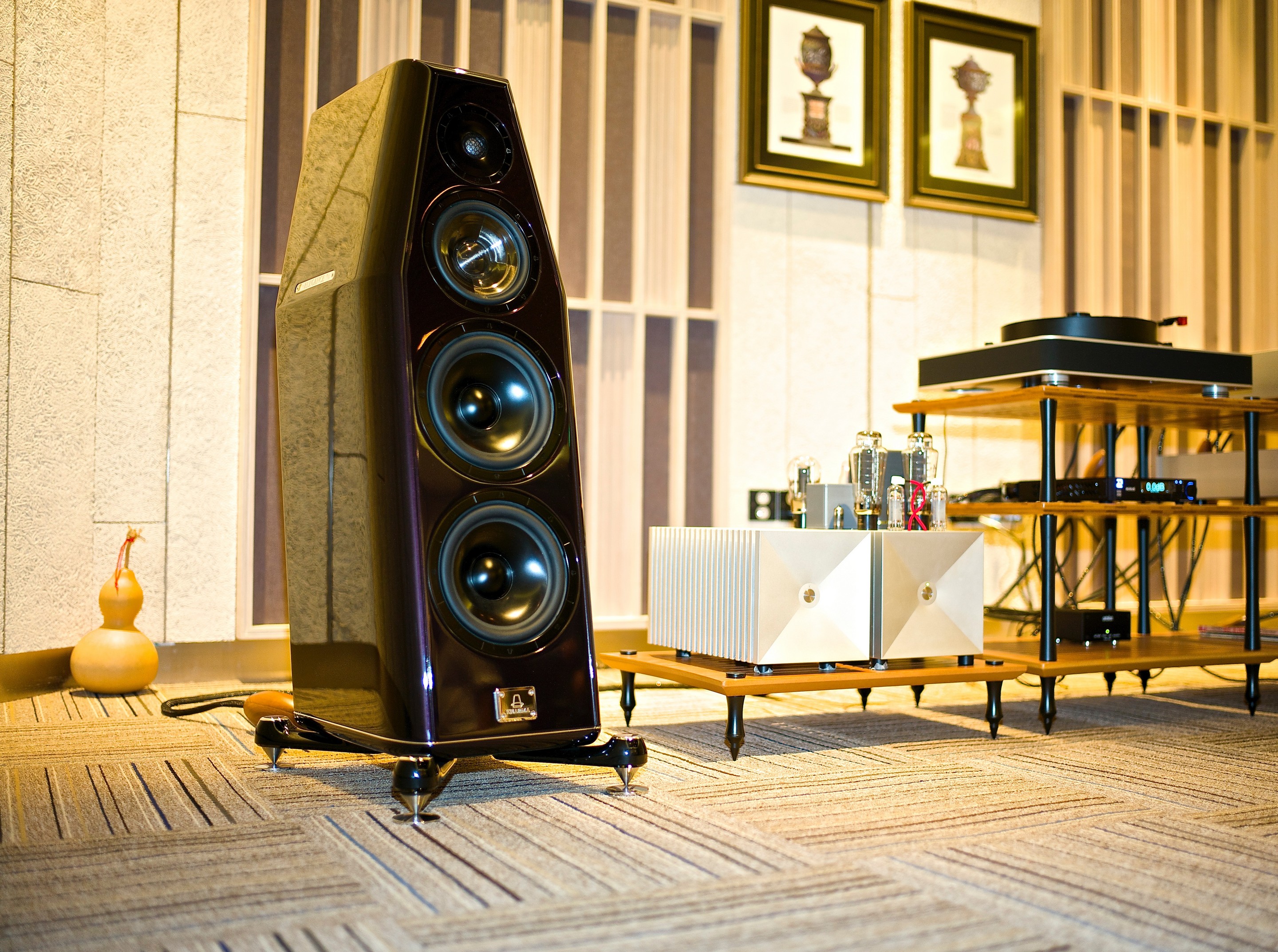 Kharma Enigma Veyron EV1 Speaker System, Imperia Oswalds Mill Audio ...