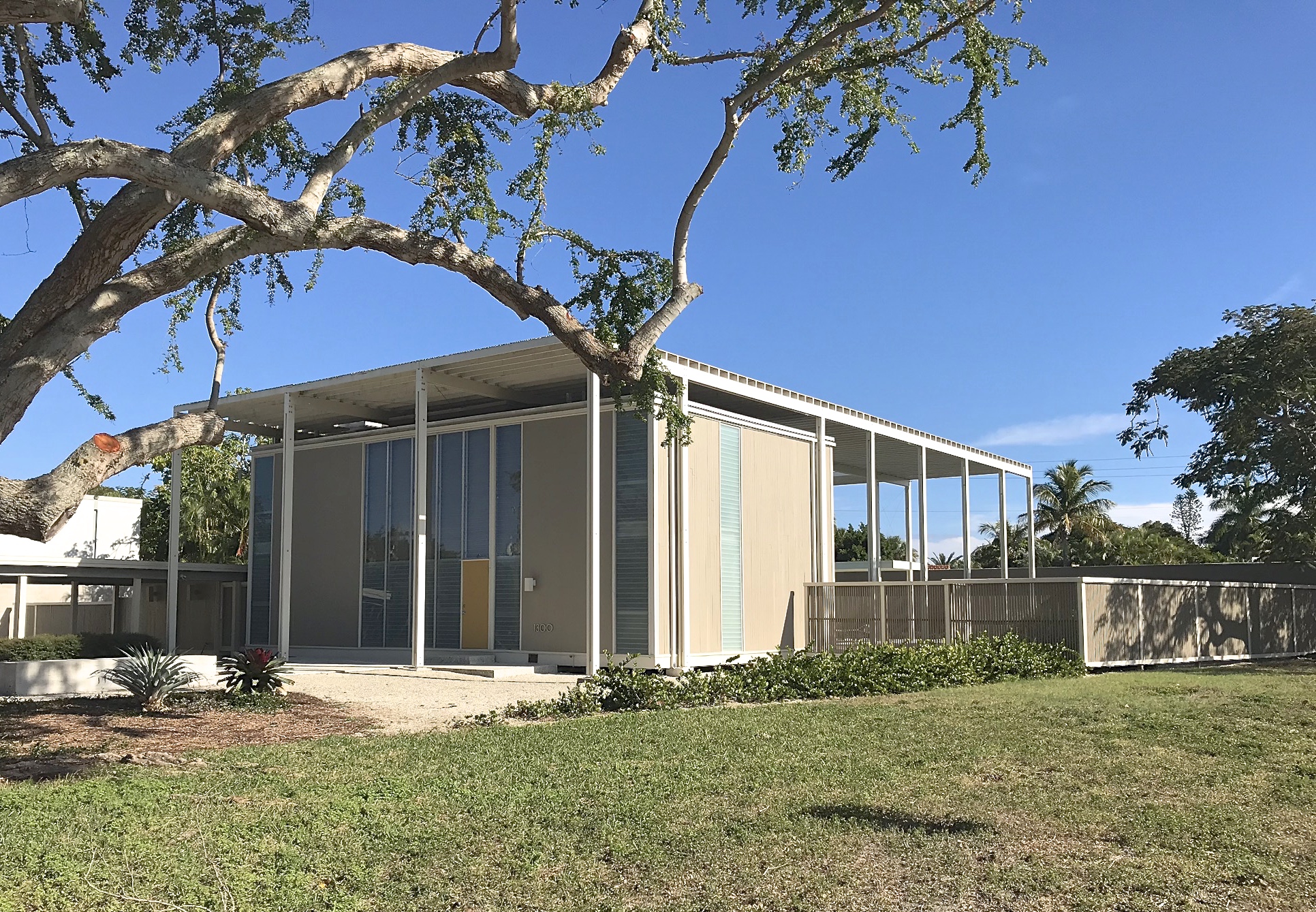 The Umbrella House: la joya arquitectónica de Sarasota en Lido Key