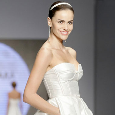 Rosa Clará Opens First Store In The United States - AzureAzure.com