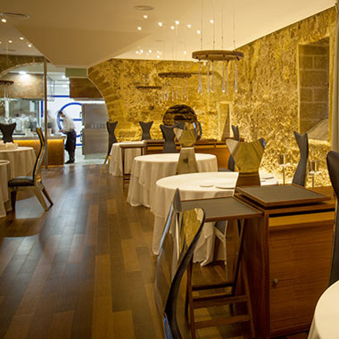 Aponiente Restaurant: Chef Angel León’s Seafood Alchemy - AzureAzure.com