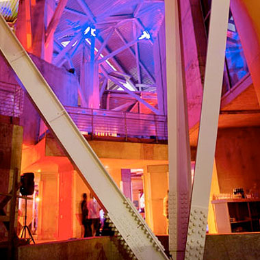 Panama: The Biomuseum, A "bridge Of Life" - AzureAzure.com