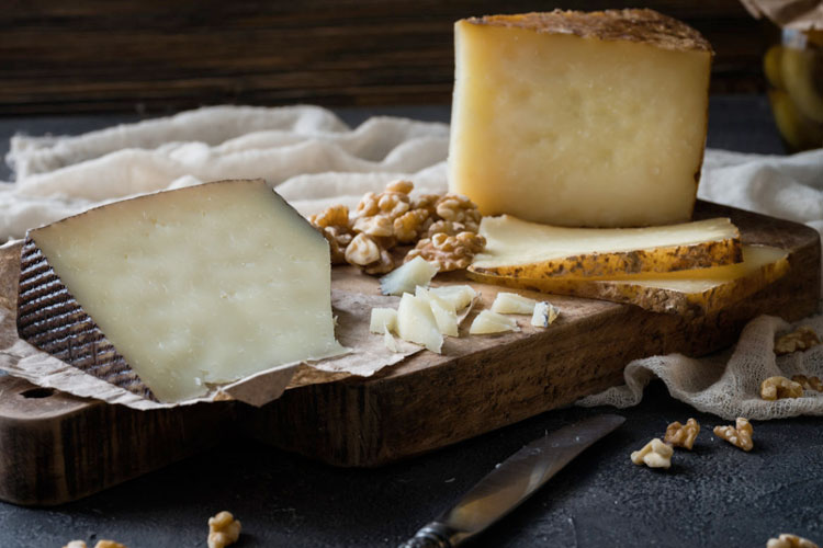 Scardello Artisan Cheese and Neal's Yard Dairy: Temples to Cheese ...